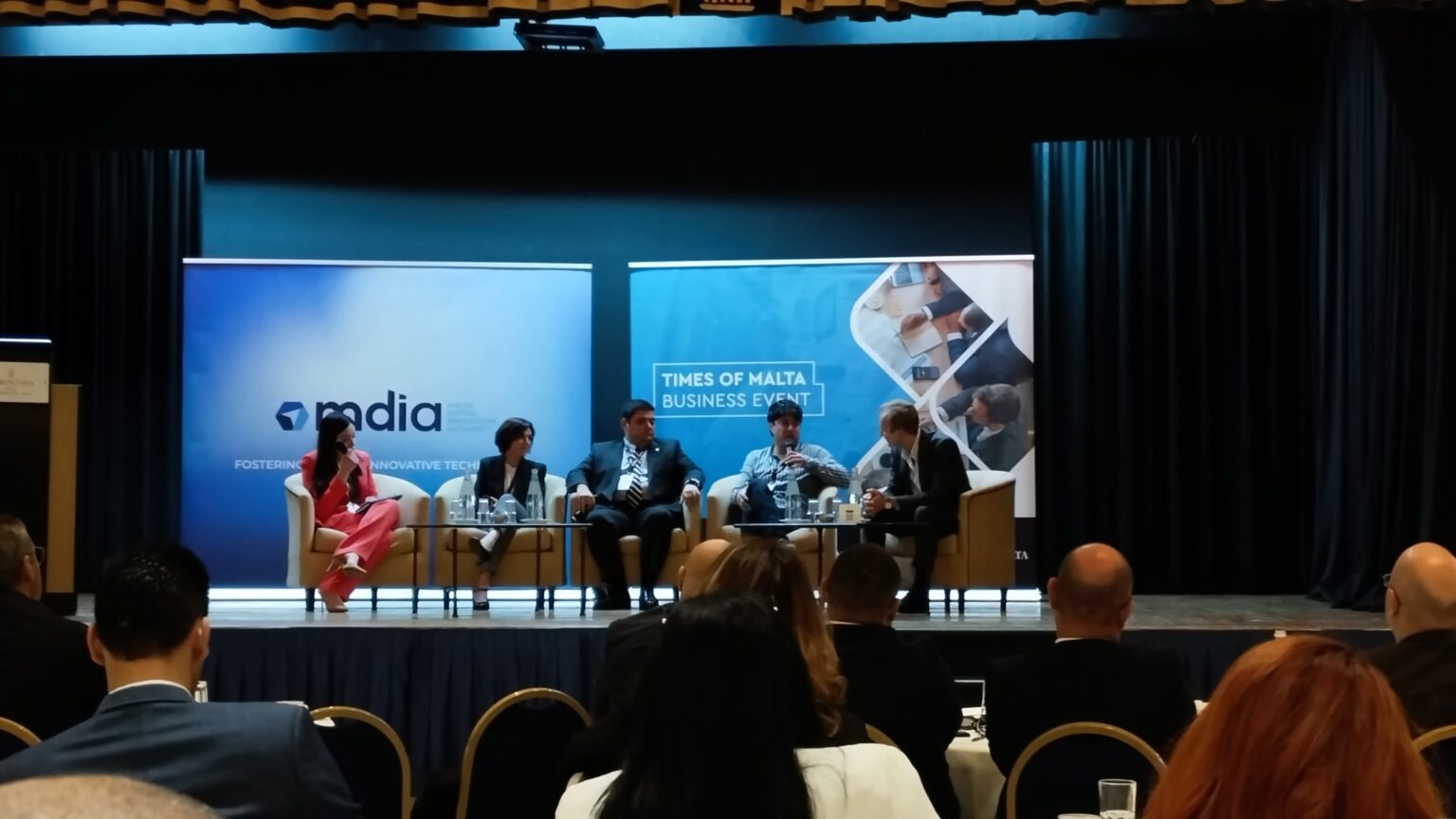 Augmenting Capacities or Replacing People? Exploring the Safety and ...